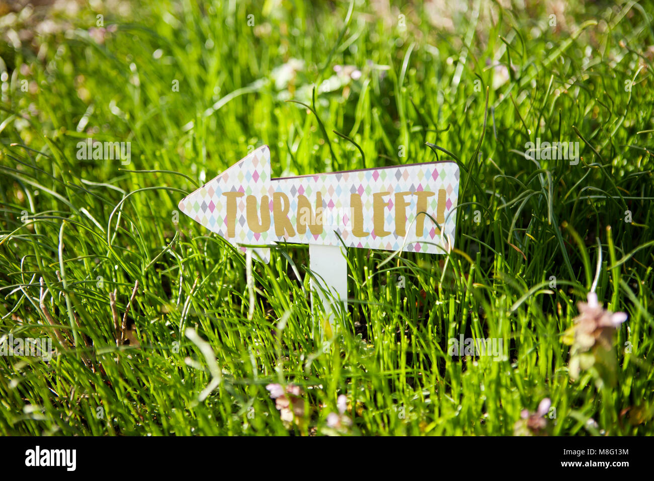 Turn here sign hi-res stock photography and images - Alamy