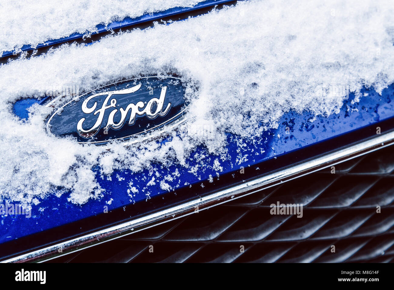 Snow Ford Car Stock Photo - Alamy