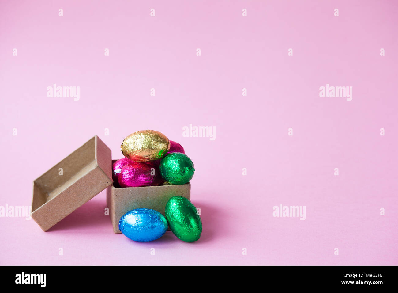 Box shiny easter egg hi-res stock photography and images - Alamy