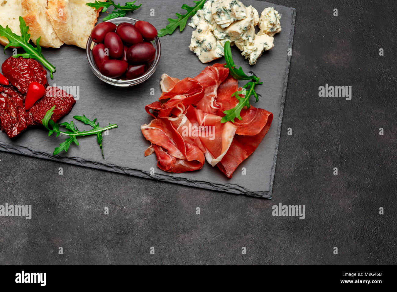 Traditional italian meals prosciutto hi-res stock photography and ...