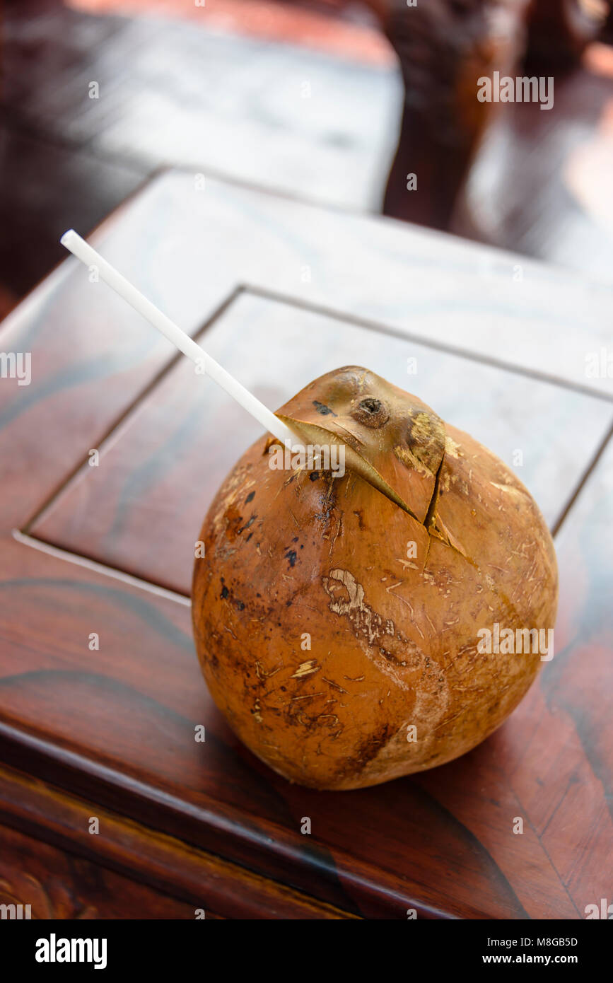 Coconut shelll hi-res stock photography and images - Alamy