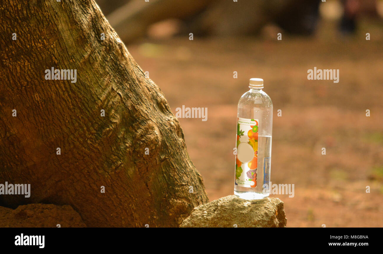 Oldstylebottle hi-res stock photography and images - Alamy