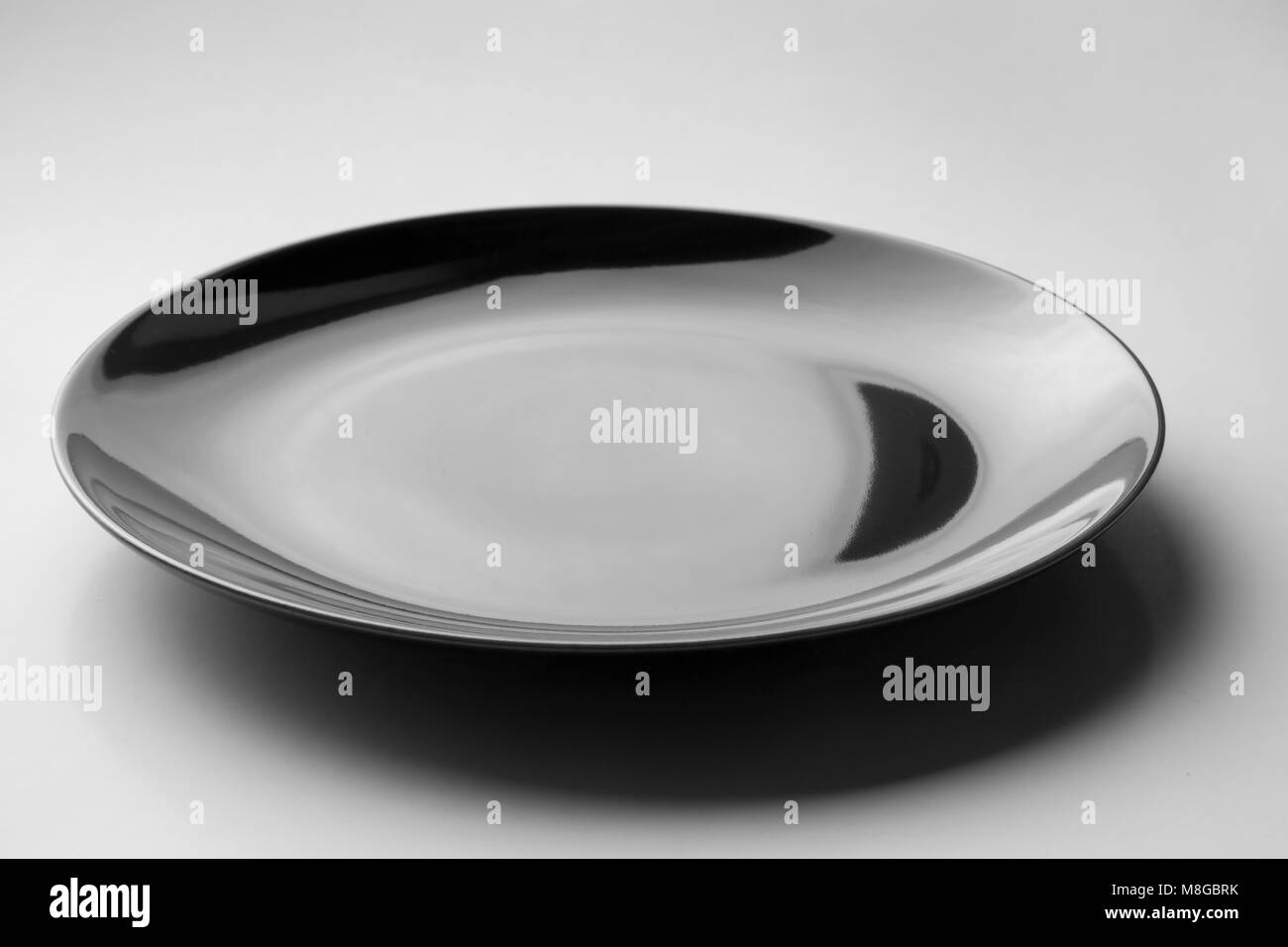 black round dish Stock Photo - Alamy