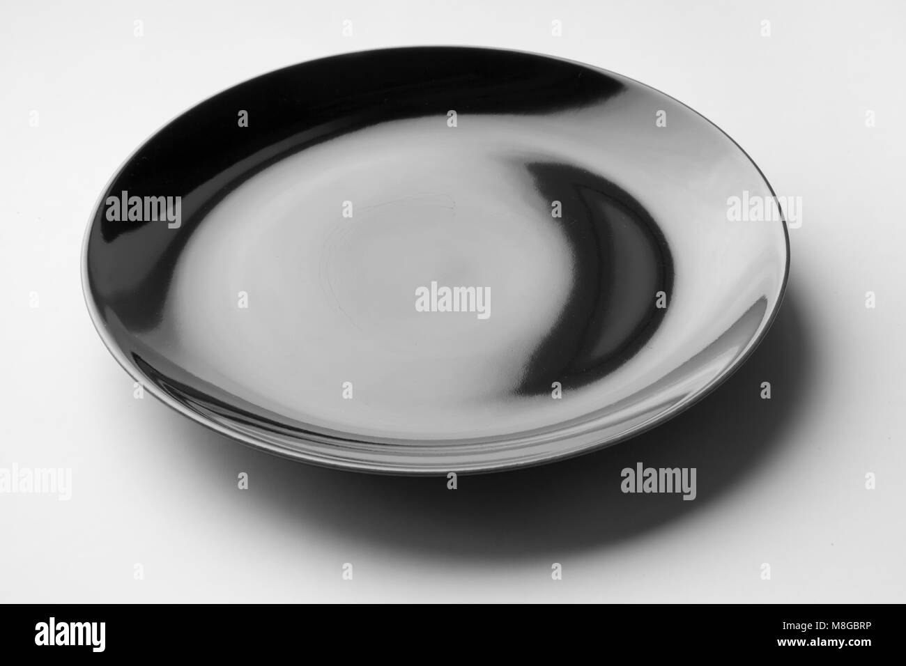 black round dish Stock Photo - Alamy