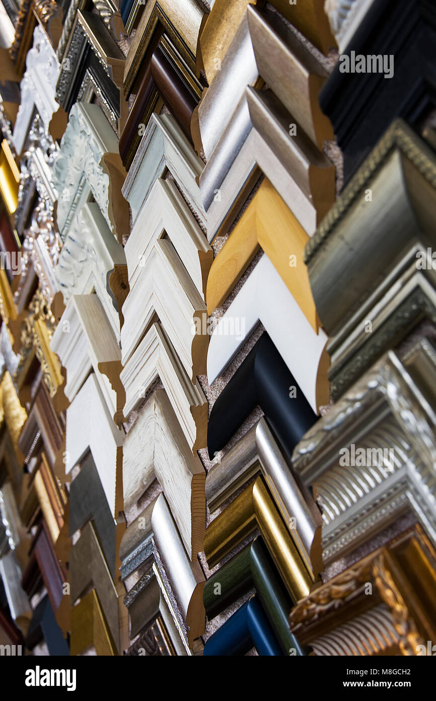 Samples gallery hi-res stock photography and images - Alamy