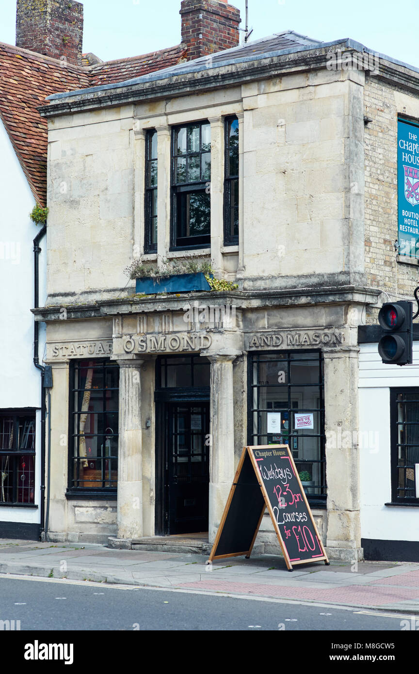 Old chapter house hi-res stock photography and images - Alamy