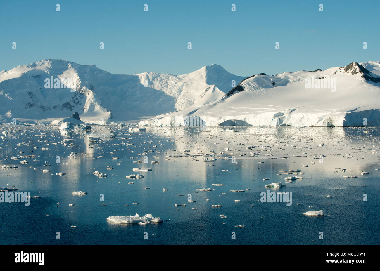 A beautiful frozen landscape scene in Antarctica Stock Photo - Alamy