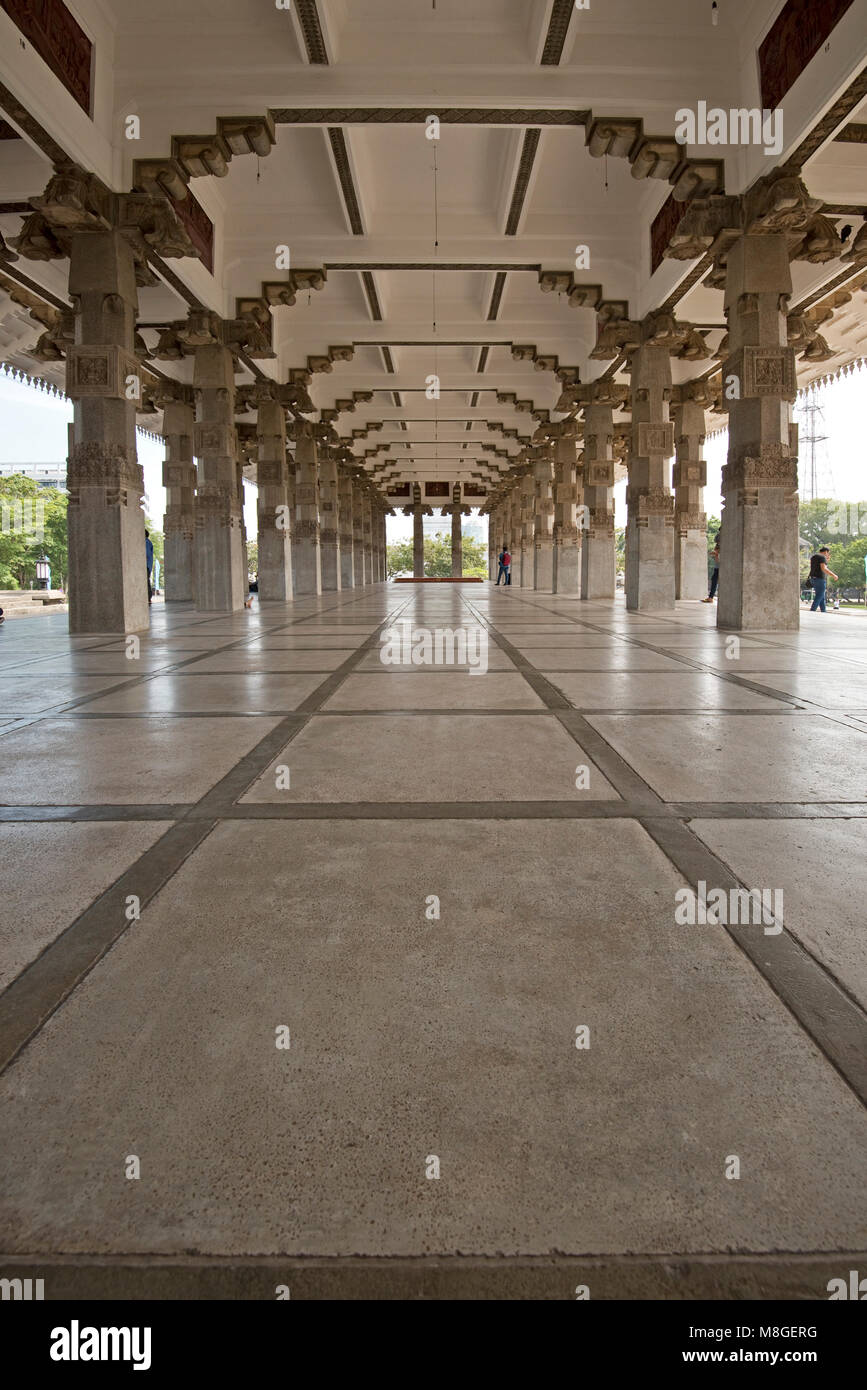 Woide angle hi-res stock photography and images - Alamy