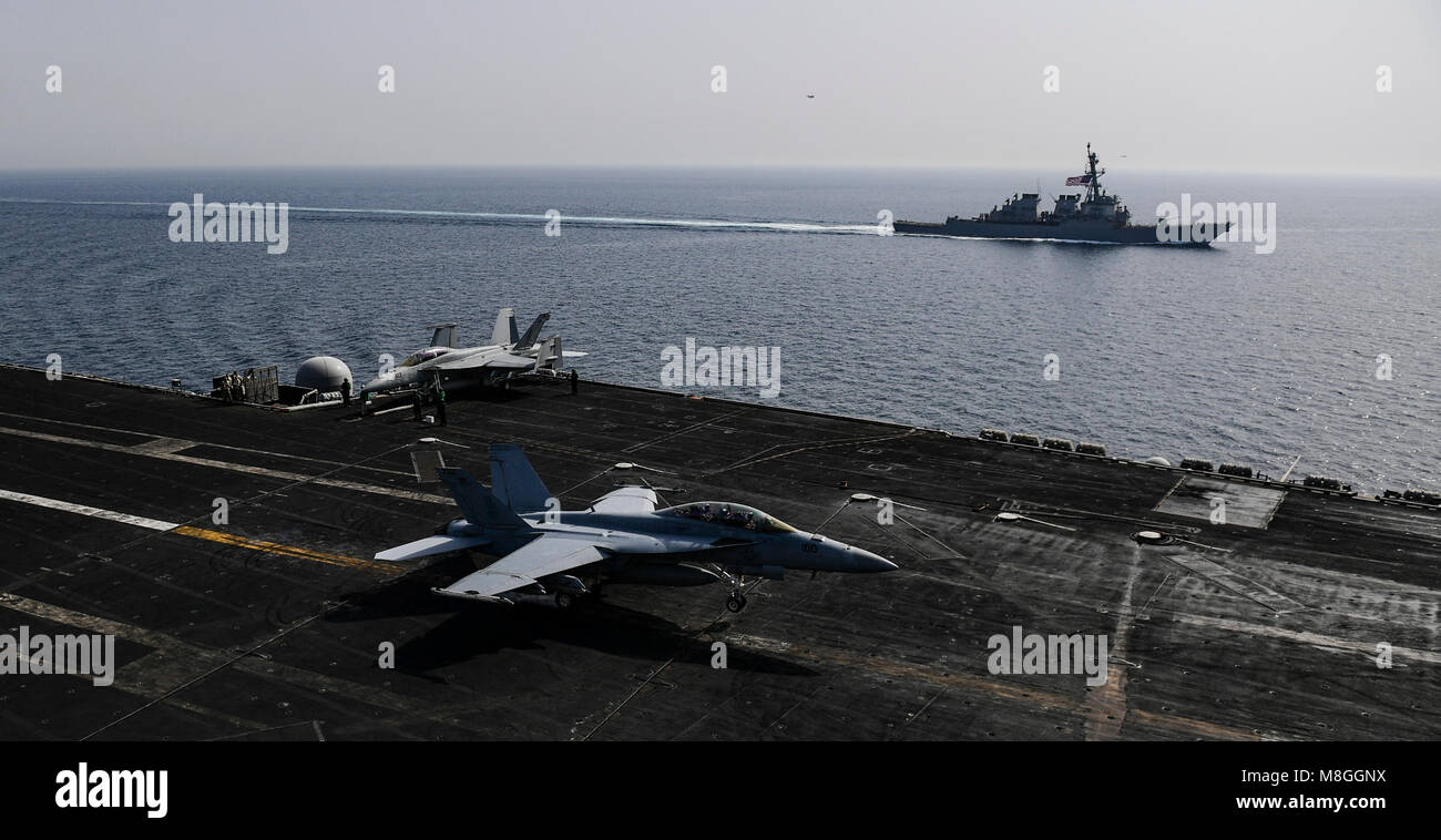 2072 squadron hi-res stock photography and images - Alamy