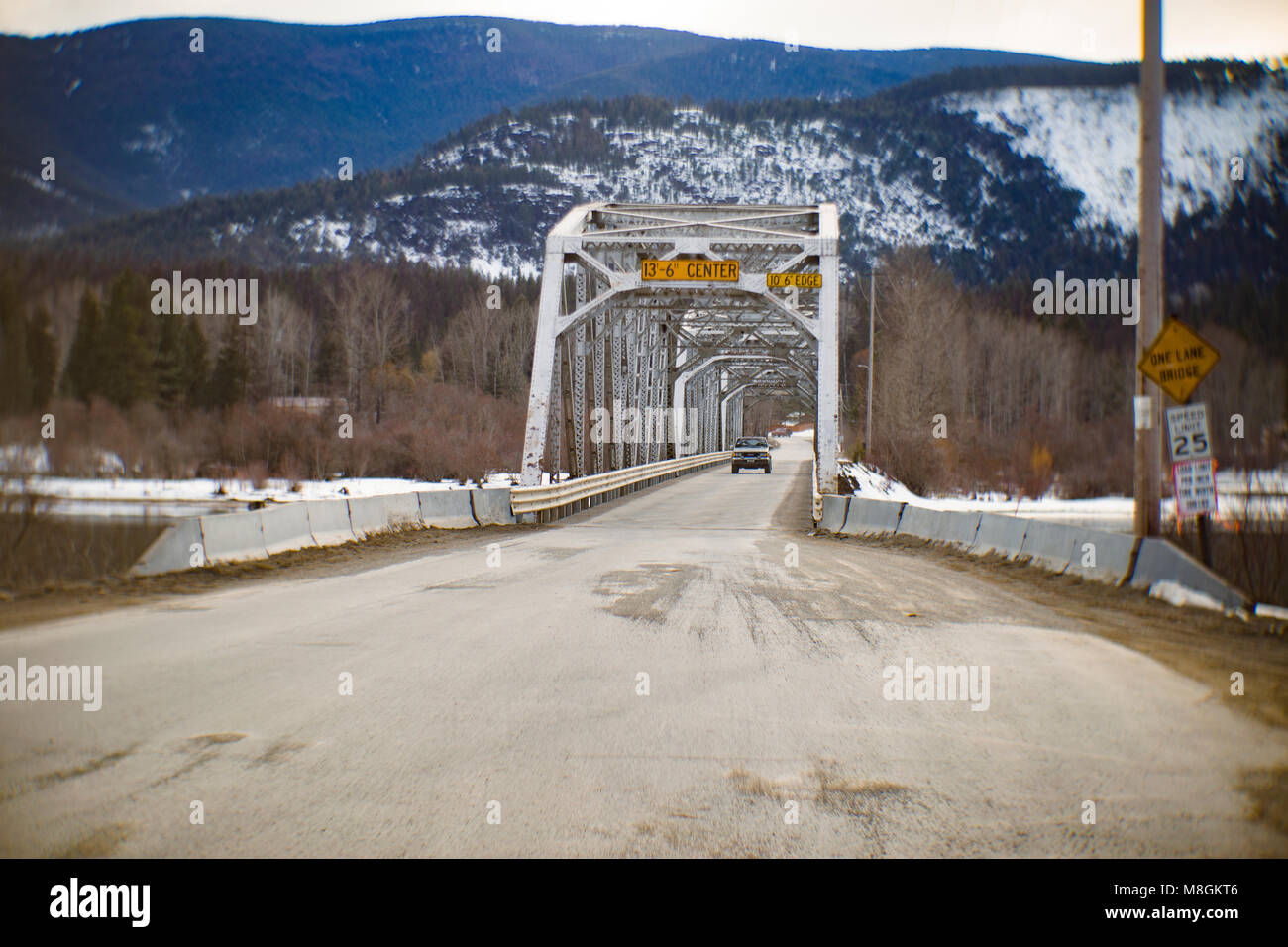 Single lane bridge hi-res stock photography and images - Alamy