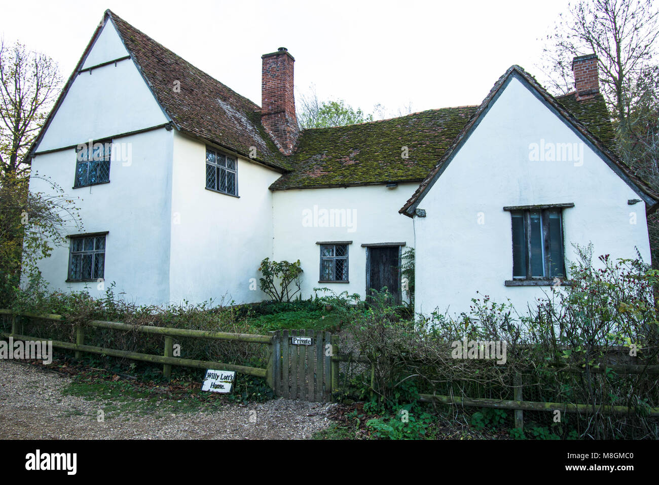 Flatford Mill house thatch thatched famous Constable country fence ...