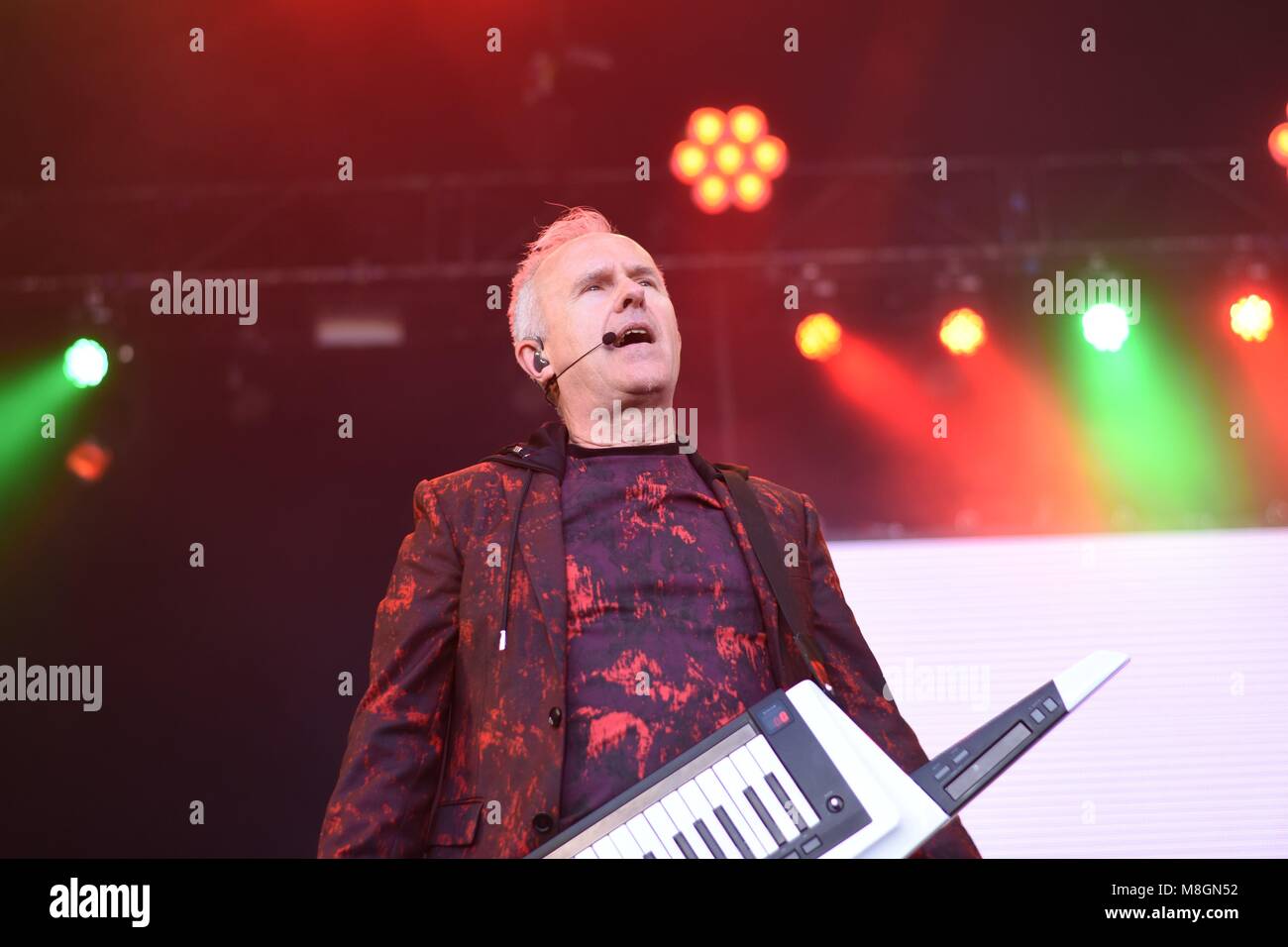 Howard Jones Singer High Resolution Stock Photography and Images - Alamy