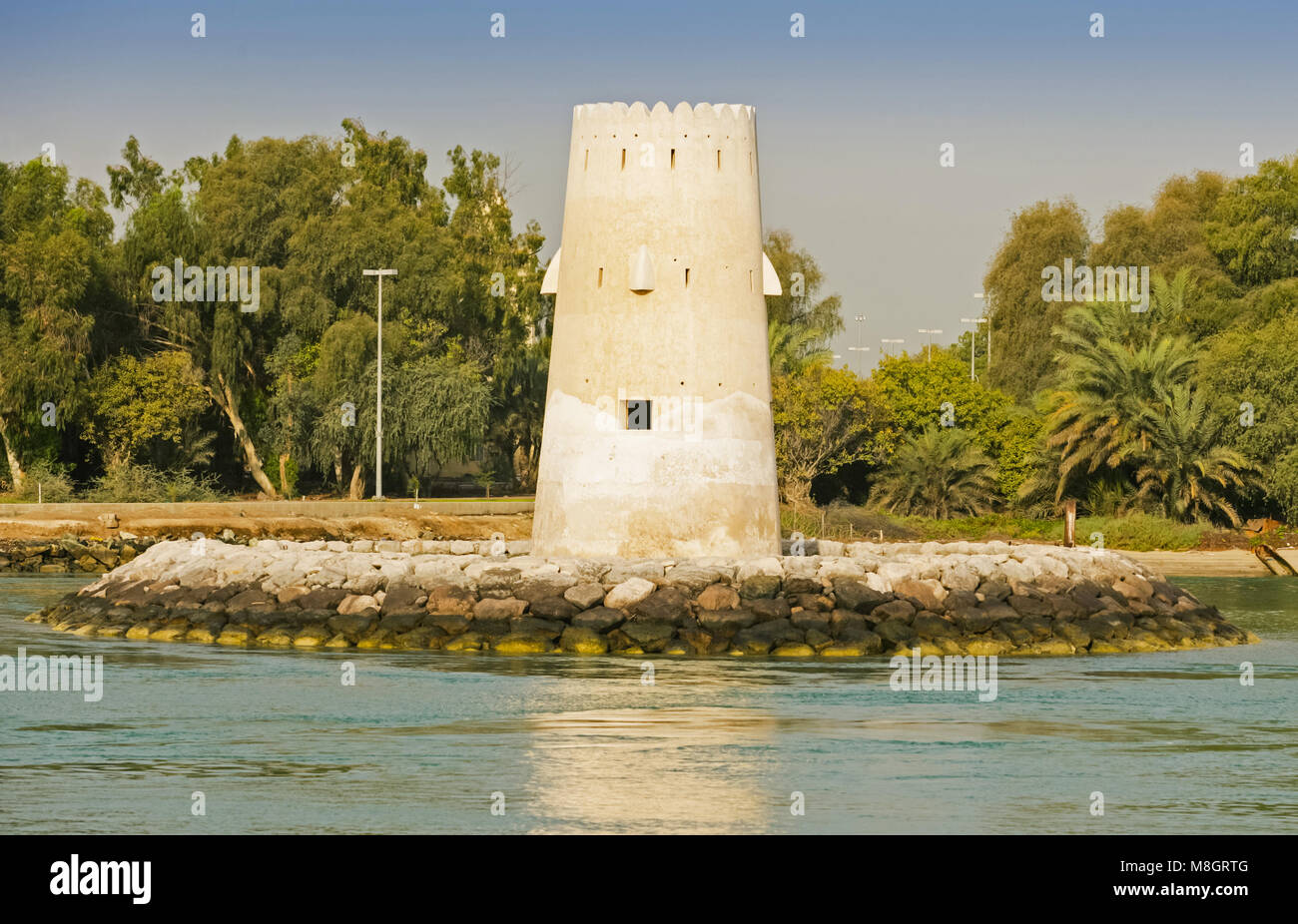 A watchtower guarding the Al Maqta Bridge that connects the UAE ...