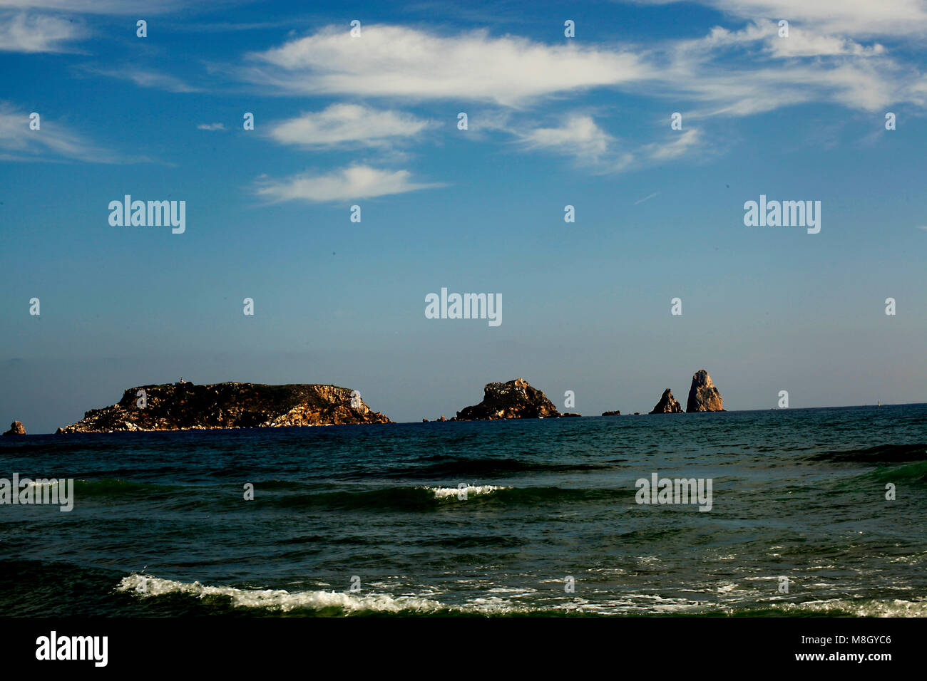 Coastal view cliffs rocky islands hi-res stock photography and images ...