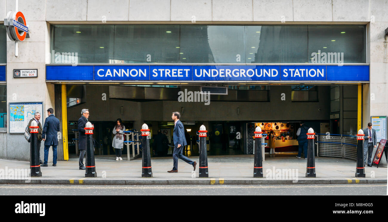 Tfl network hi-res stock photography and images - Alamy