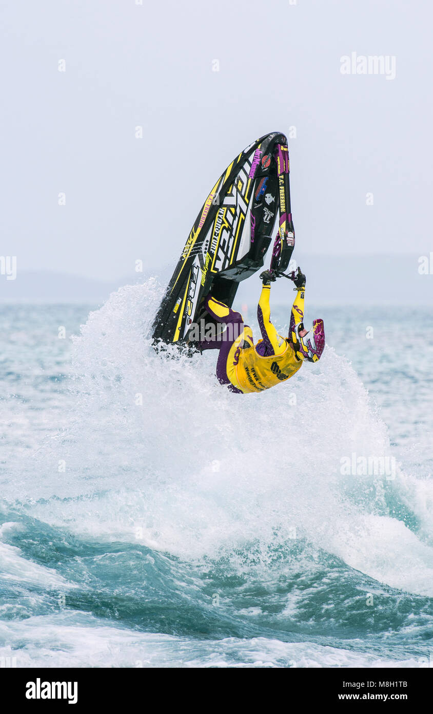 Ski stunt hi-res stock photography and images - Alamy