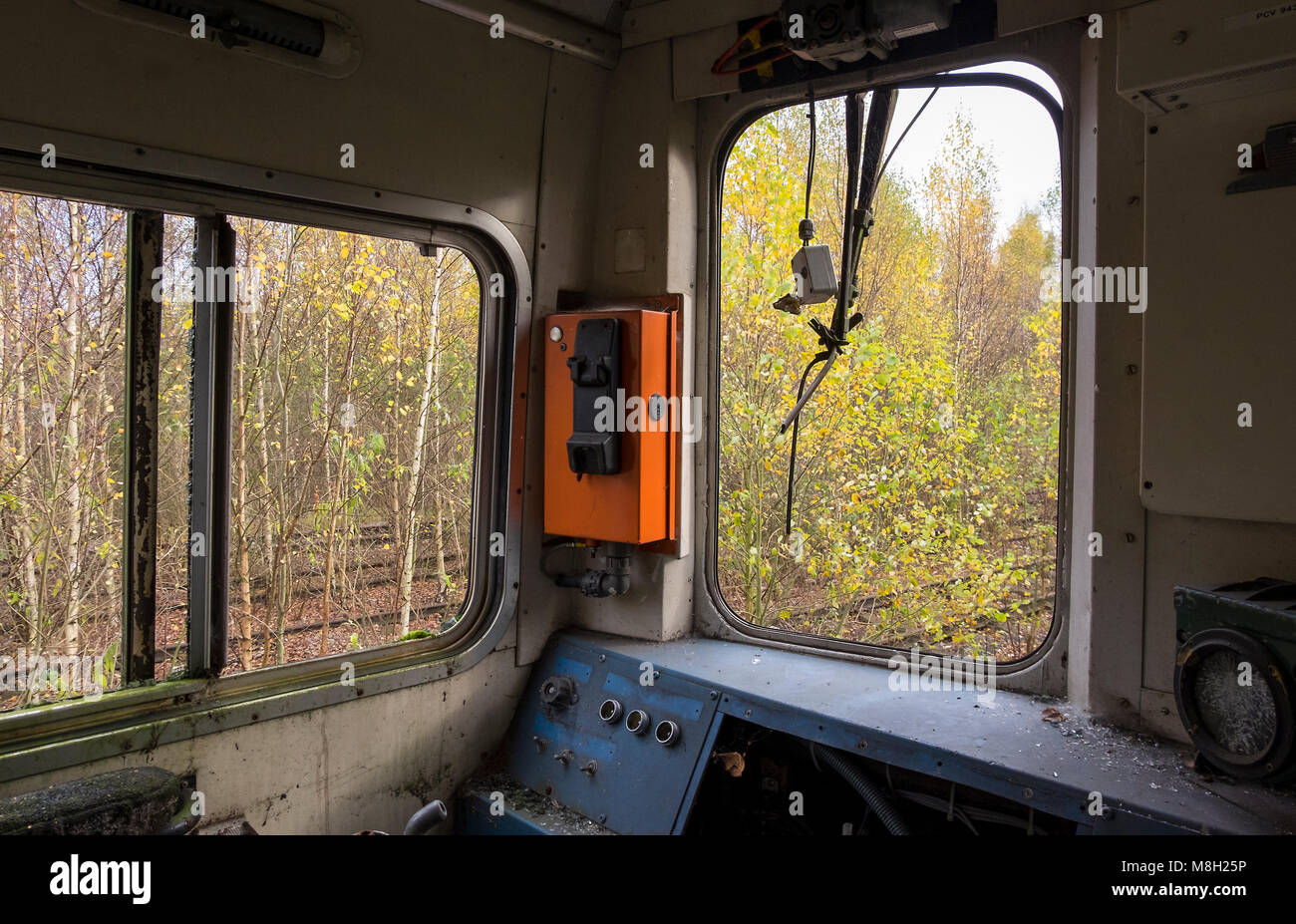 Vandalised train uk hi-res stock photography and images - Alamy