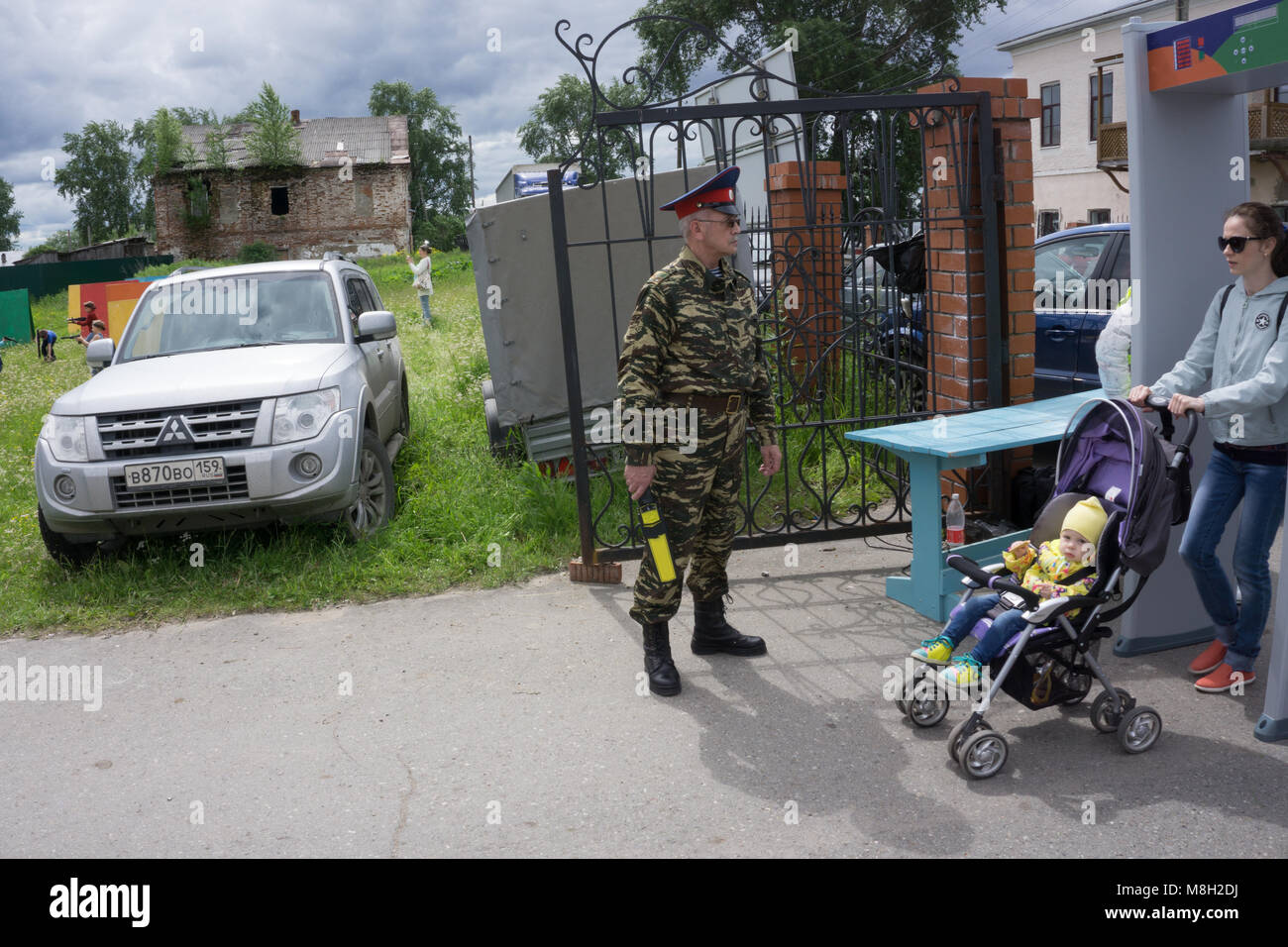 Laughing cossack hi-res stock photography and images - Alamy