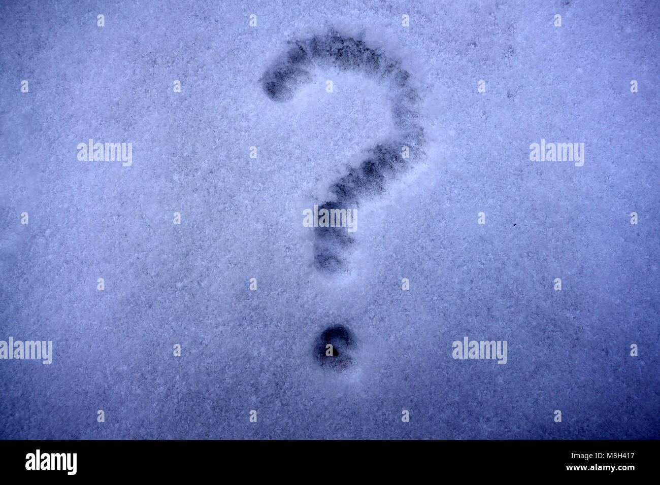 Question mark drawn in the fresh snow Stock Photo - Alamy