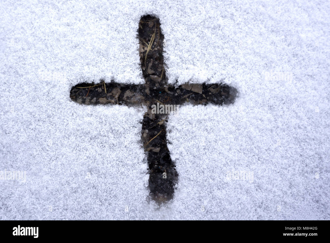 Plus symbol wall shadow hi-res stock photography and images - Alamy