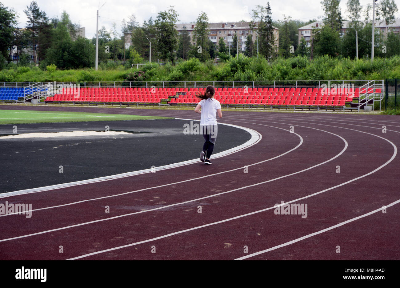 Run through the tape hi-res stock photography and images - Alamy