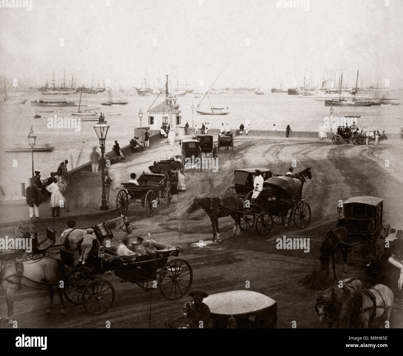 c.1880s India - dock of Apollo Bunder - hackney carriages Bombay Mumbai ...