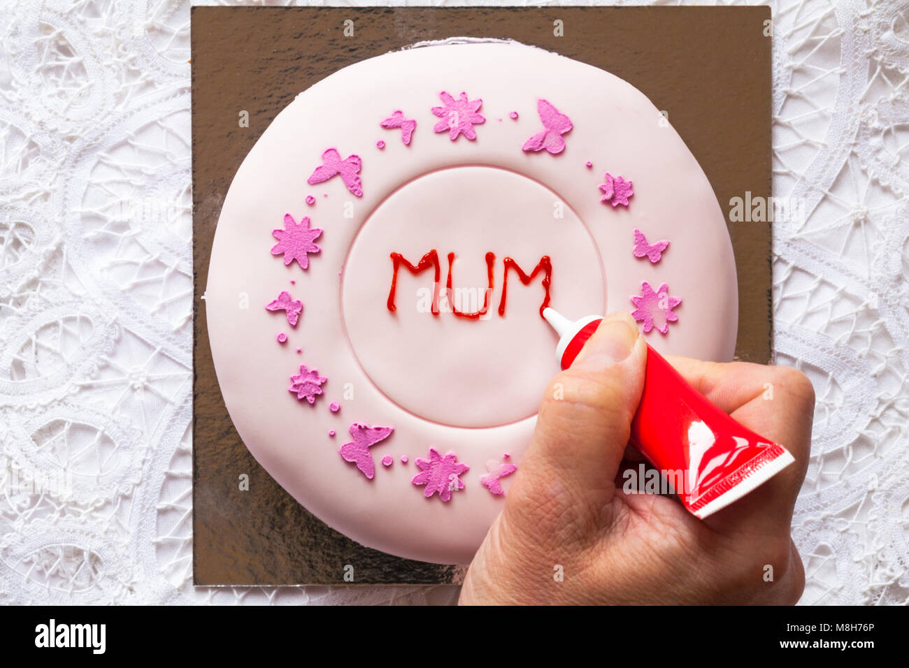 Madeira cake hi-res stock photography and images - Alamy