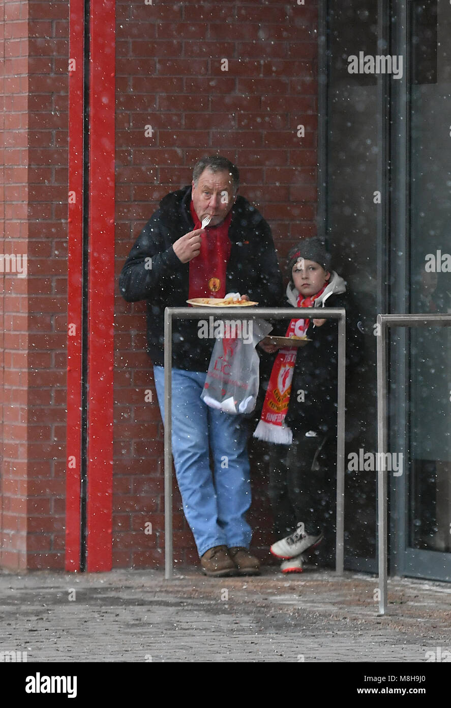 Snow liverpool anfield hi-res stock photography and images - Alamy