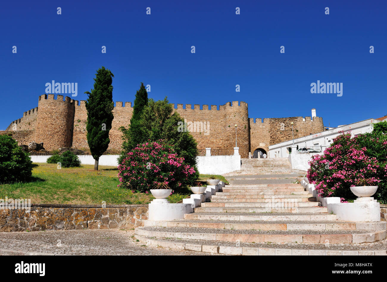 The castle of Estremoz. Alentejo, Portugal Stock Photo - Alamy