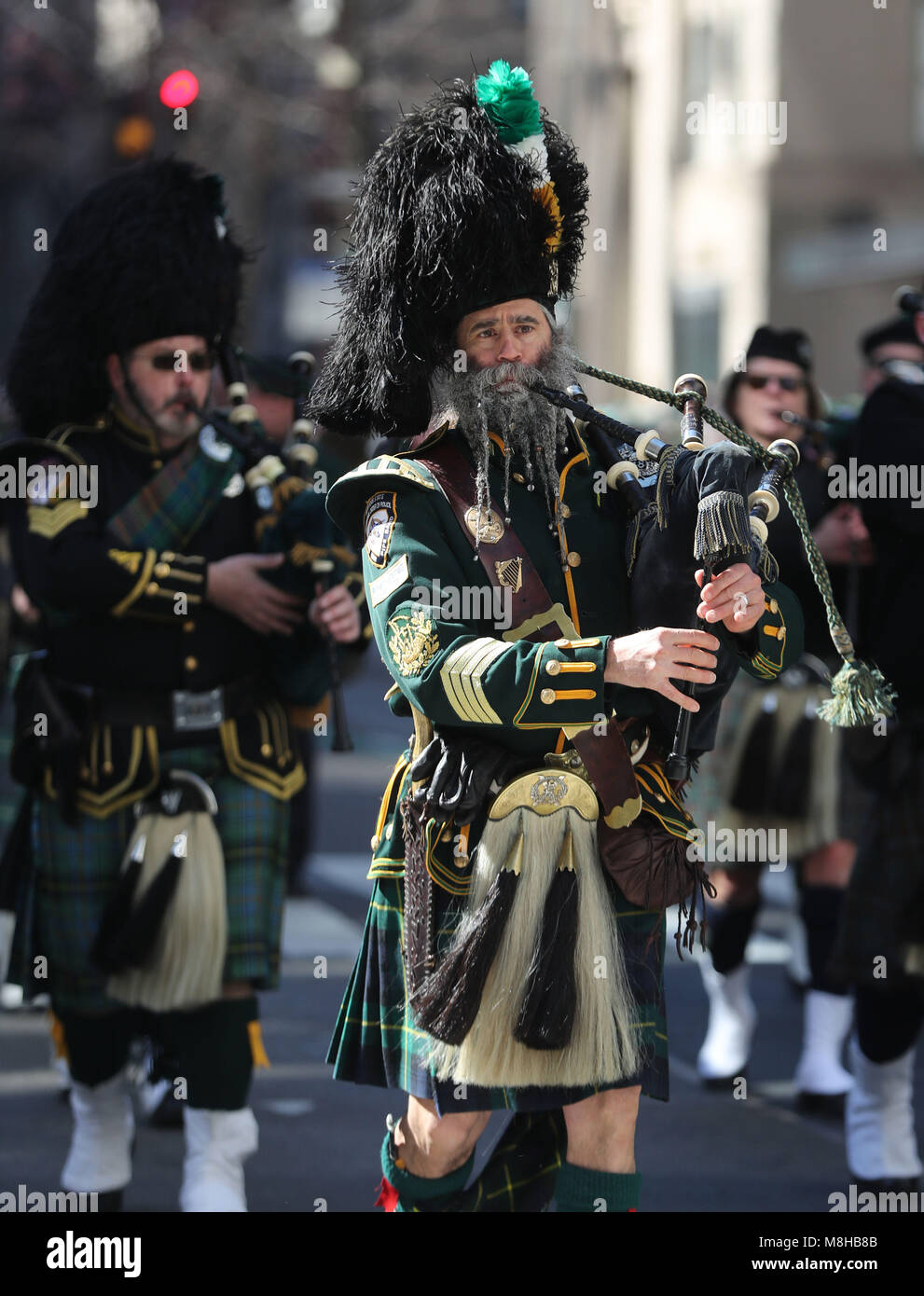 Pipers from the New York State Police pipe band take part in the St ...