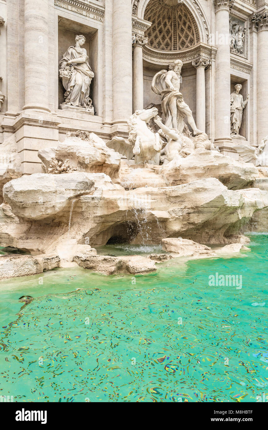 Baroque bernini´s masterpiece fontana di trevi at Rome city, Italy ...