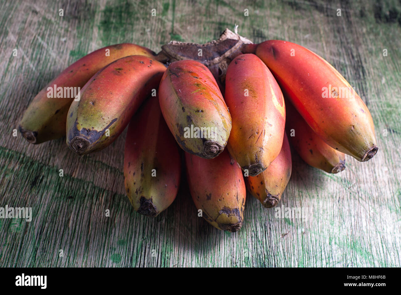 Red cavendish banana hi-res stock photography and images - Alamy