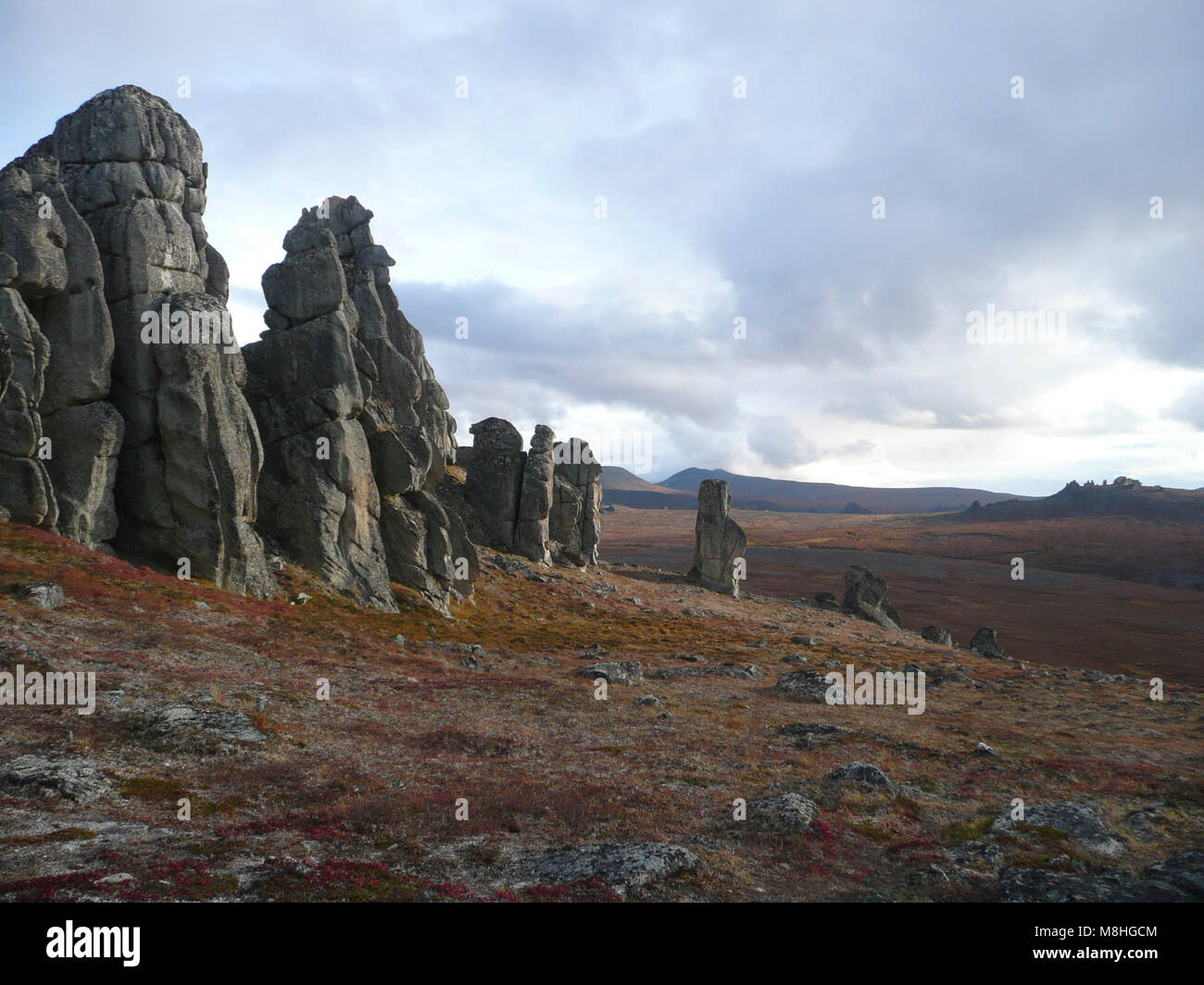 Tors at Serpentine Hot Springs. The tors surrounding Serpentine Hot ...
