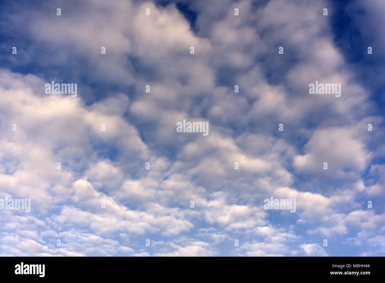 Blue sky interesting cloud hi-res stock photography and images - Alamy