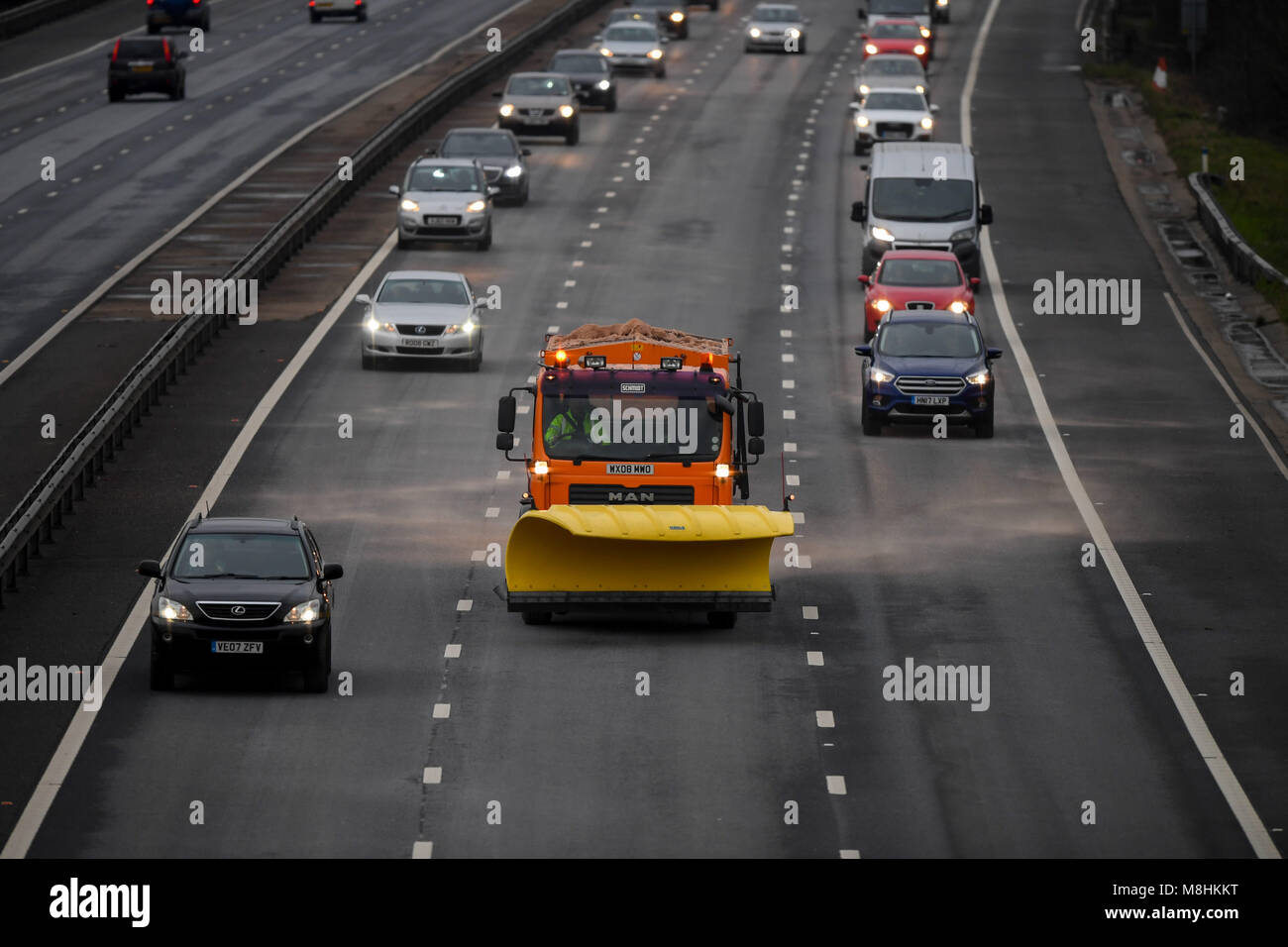 Gritting lorry spreading grit salt High Resolution Stock Photography ...