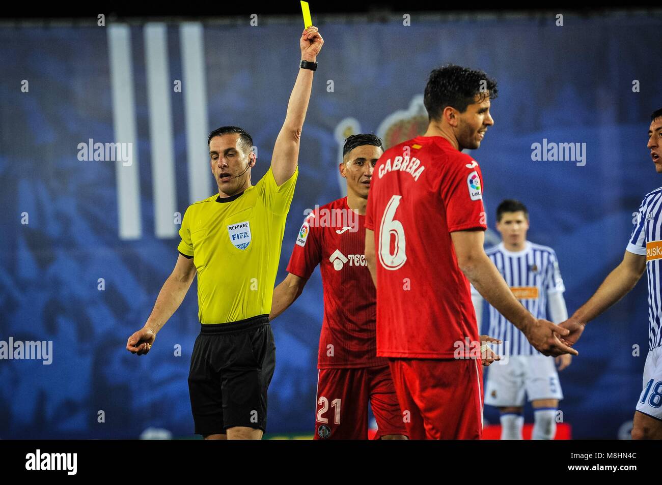 Soccer yelow card hi-res stock photography and images - Alamy