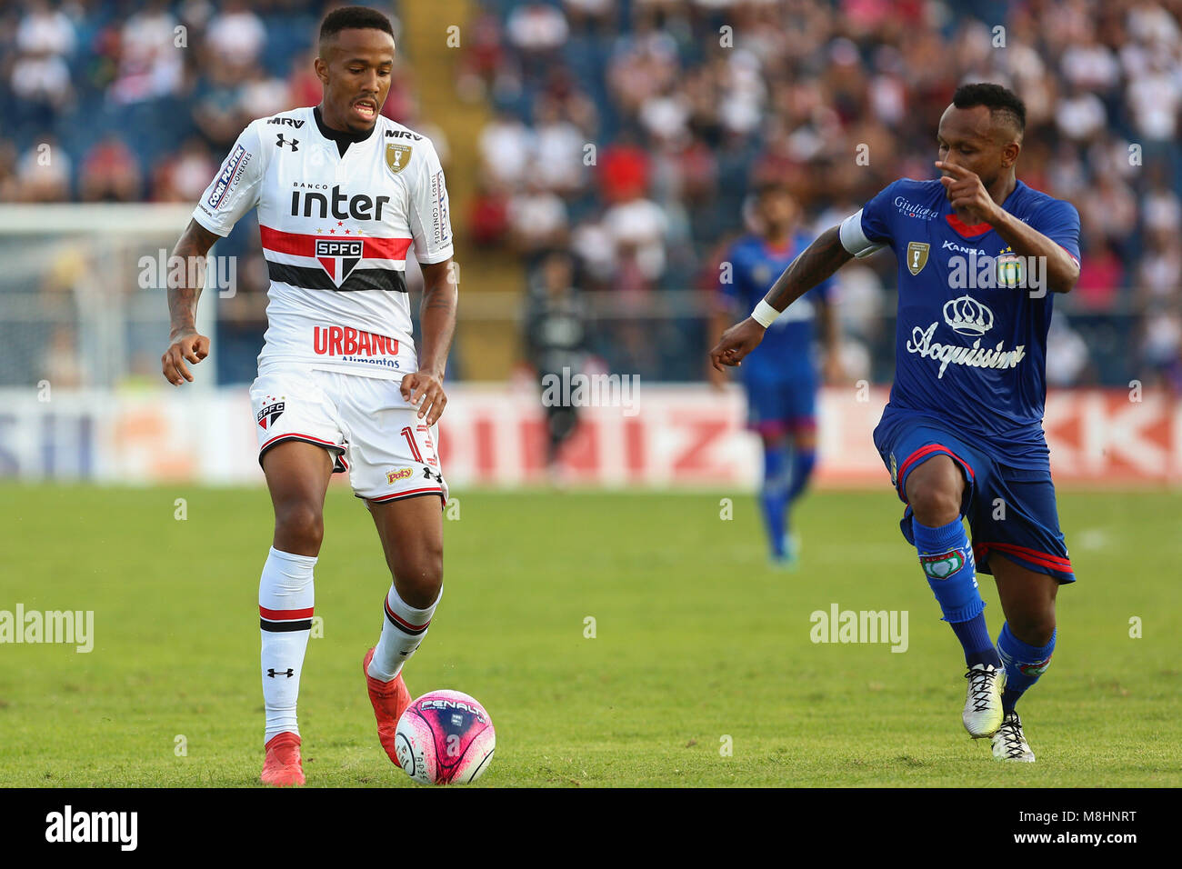 SÃO CAETANO DO SUL, SP - 17.03.2018: SÃO CAETANO X SÃO PAULO - Éder ...