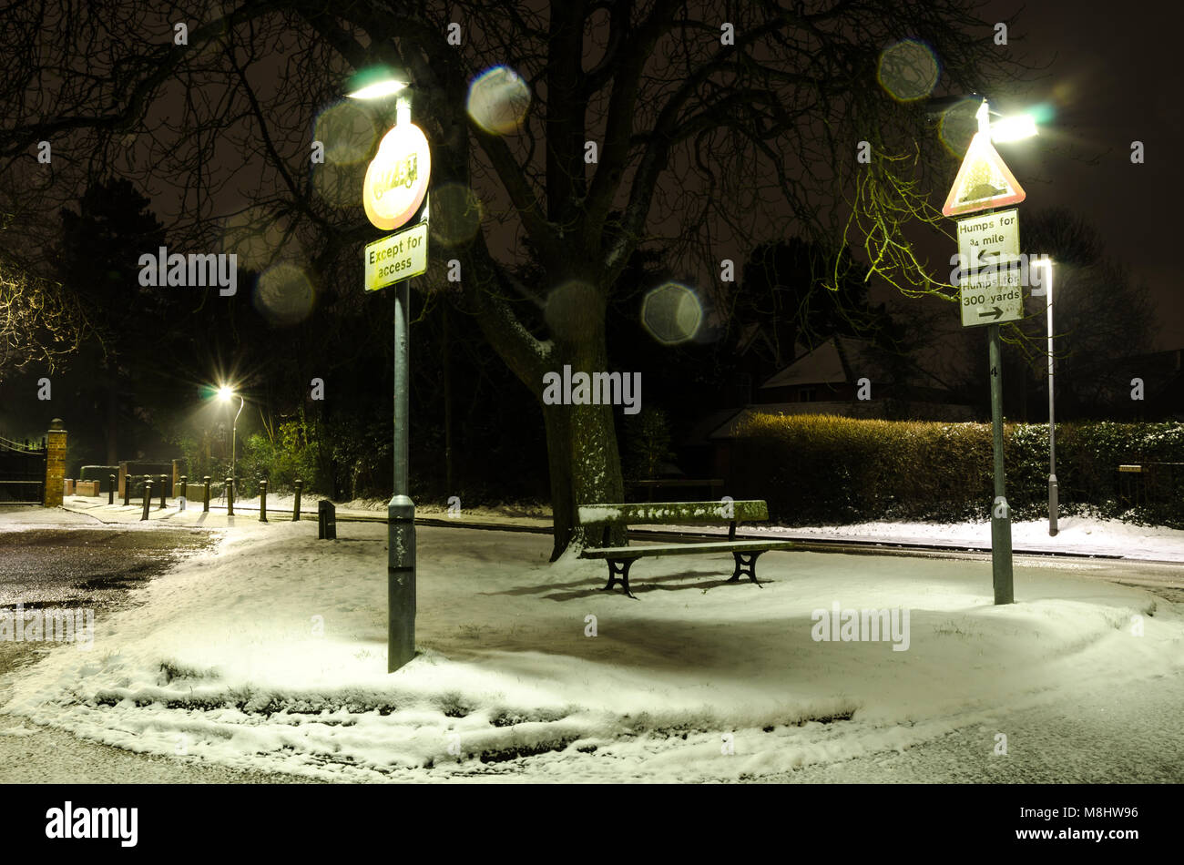 Reading, UK. 18th March 2018. UK Weather: Snow in Reading as 'The Beast ...