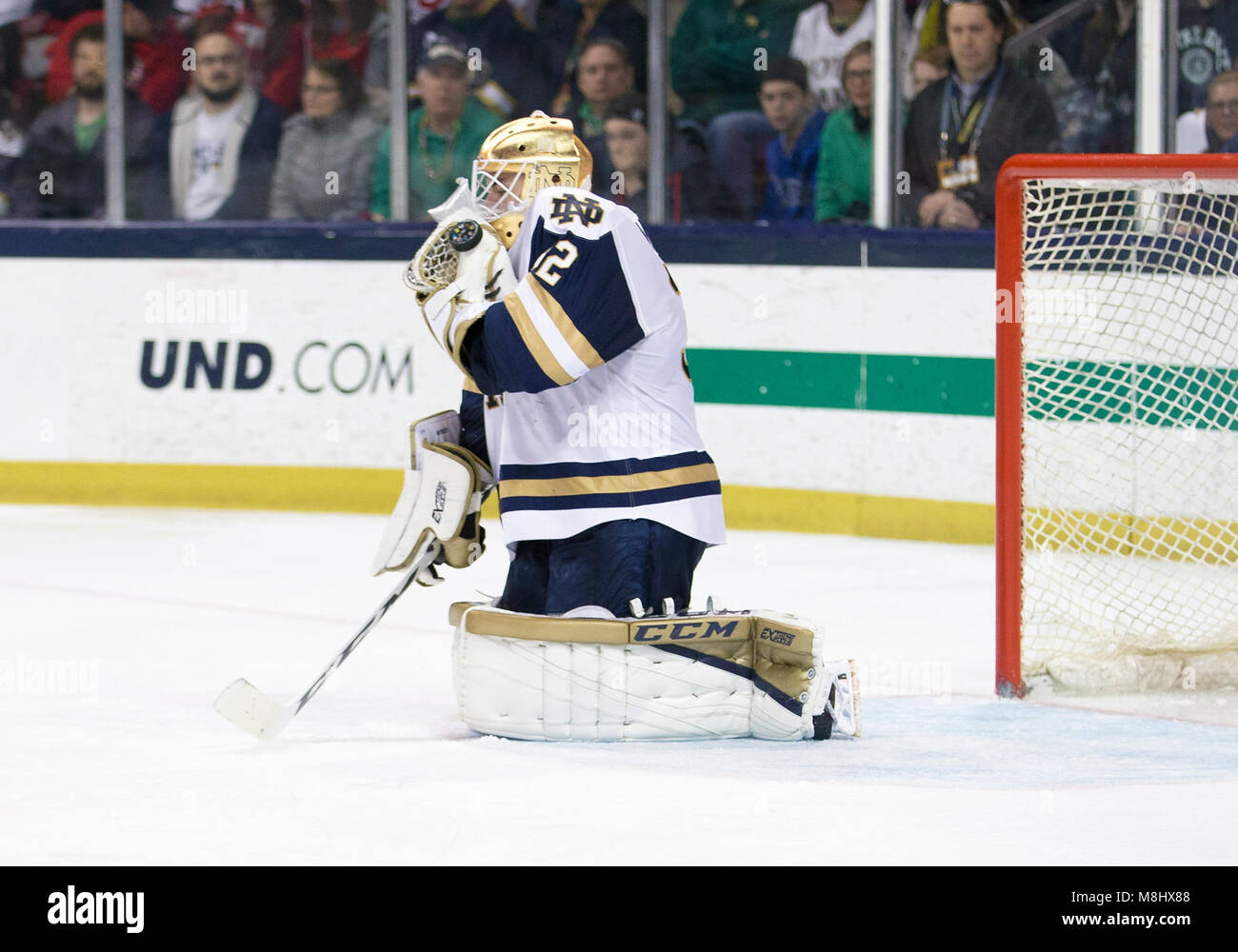 Overtime. 17th Mar, 2018. Notre Dame goaltender Cale Morris (32) makes ...