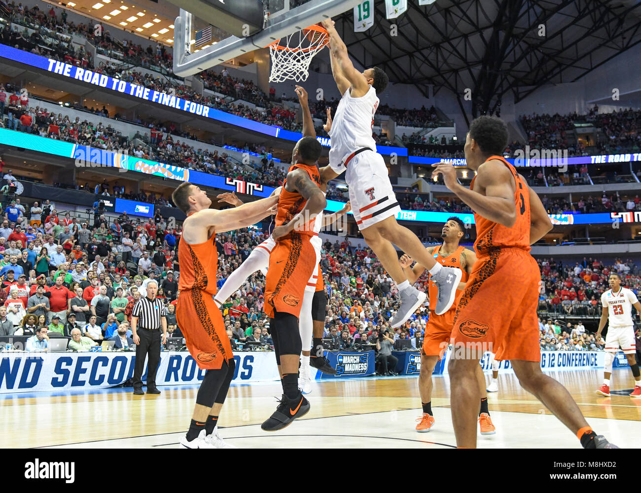 March 17, 2018: Texas Tech Red Raiders guard Zhaire Smith #2 dunks the ...