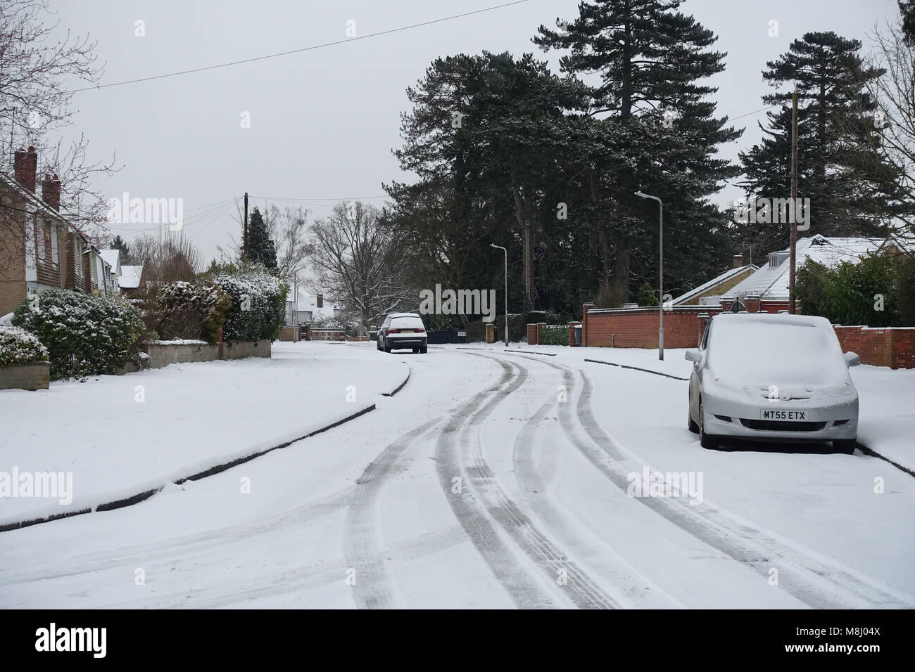 Reading, UK. 18th March 2018. UK Weather: Snow in Reading as 'The Beast ...