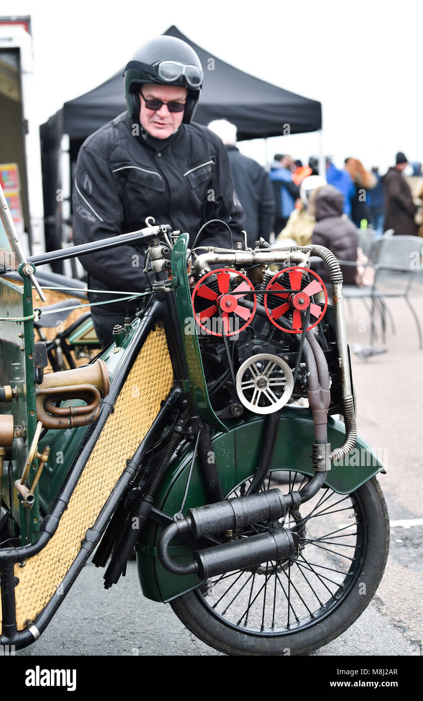 Veteran motorbikes hi-res stock photography and images - Alamy