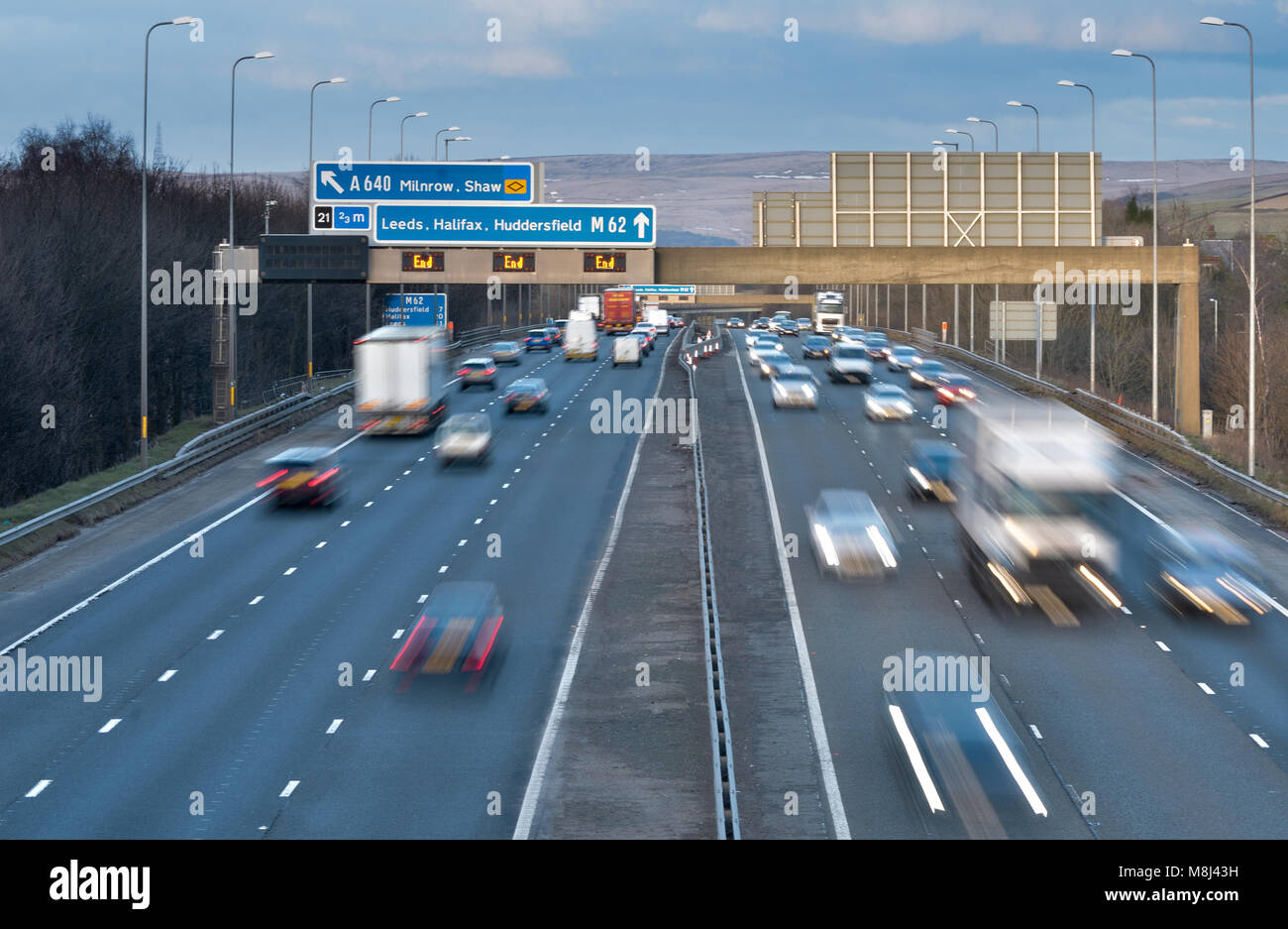Busy traffic highway transportation downtown hi-res stock photography ...