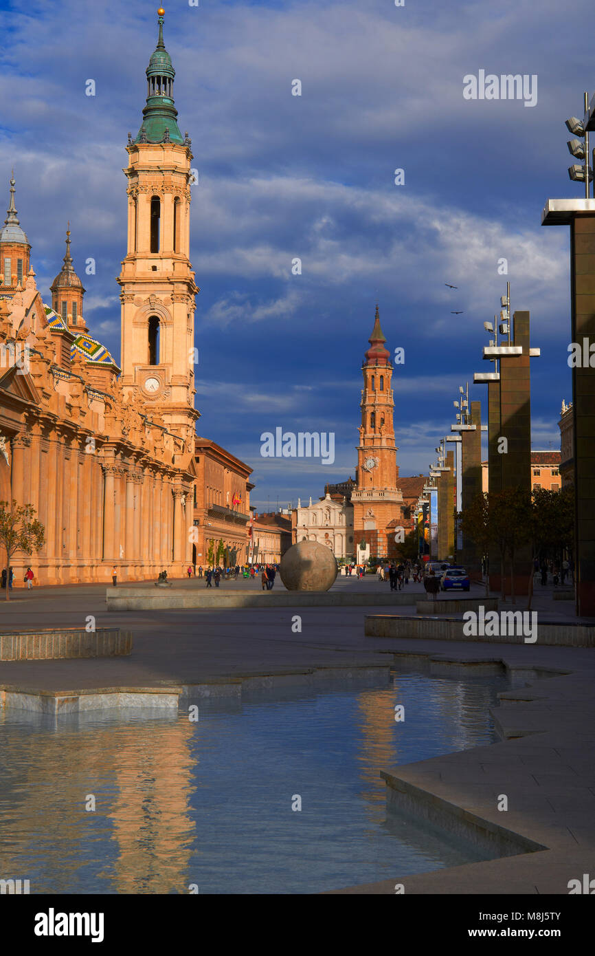 Zaragoza, Basílica del Pilar, La Seo cathedral, Basilica del Pilar ...