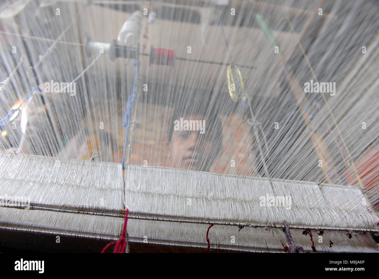 Muslin weaver bangladesh hi-res stock photography and images - Alamy