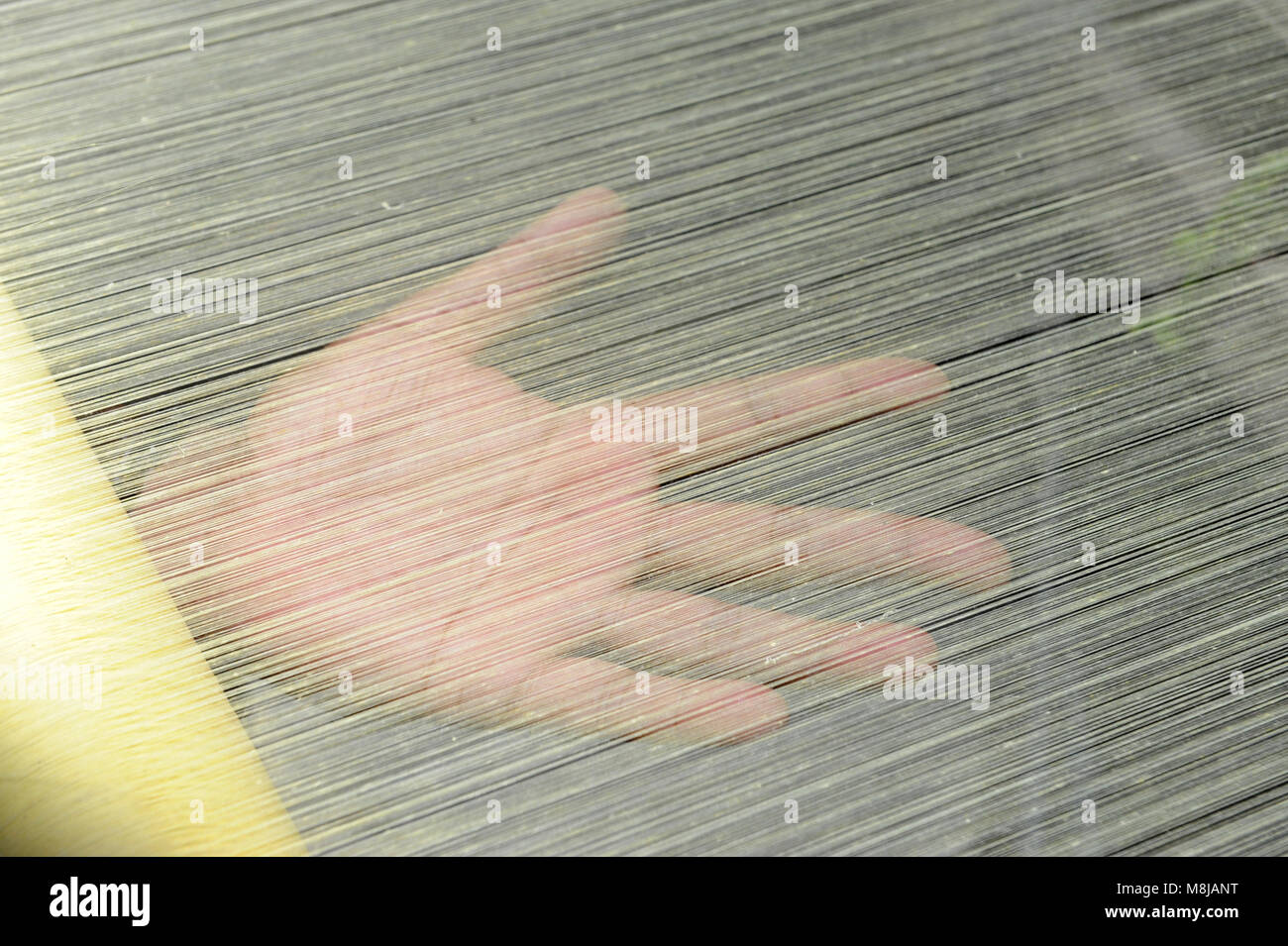 Muslin weaver bangladesh hi-res stock photography and images - Alamy