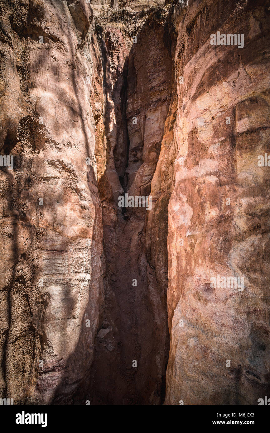 Red Sand Rock Stock Photo - Alamy