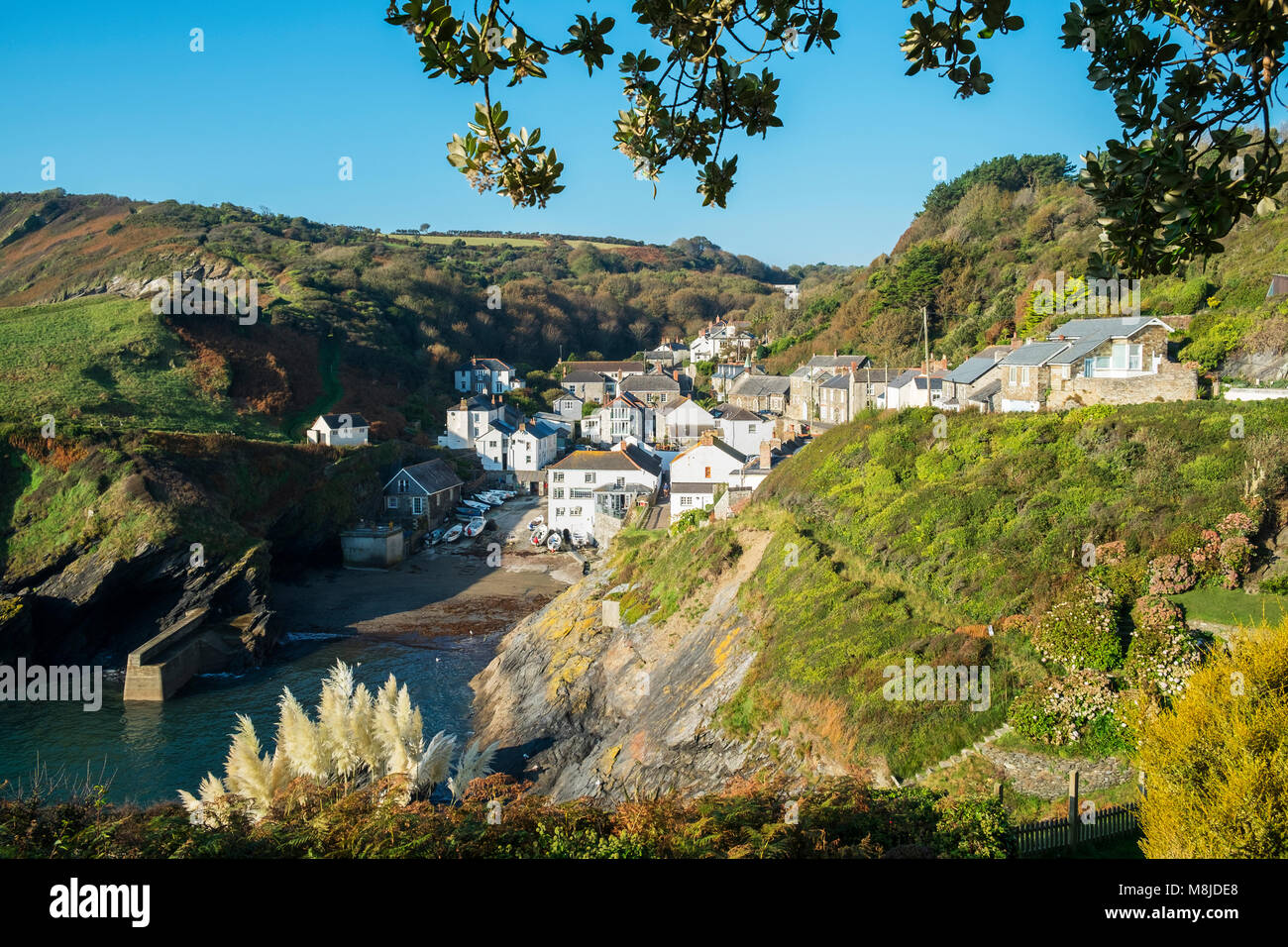 Portloe cornwall hi-res stock photography and images - Alamy