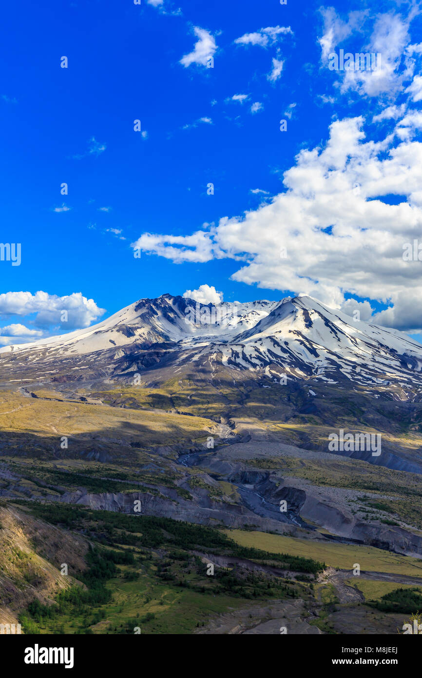 Snow on Mount St. Helens against Blue Sky and cloudscape Stock Photo ...