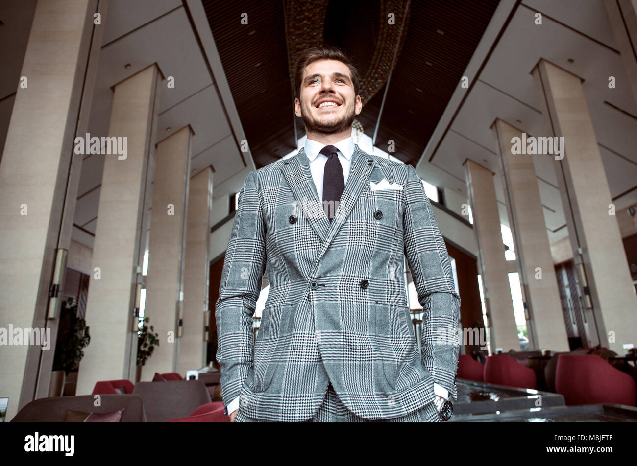 Smartly dressed male model hi-res stock photography and images - Alamy